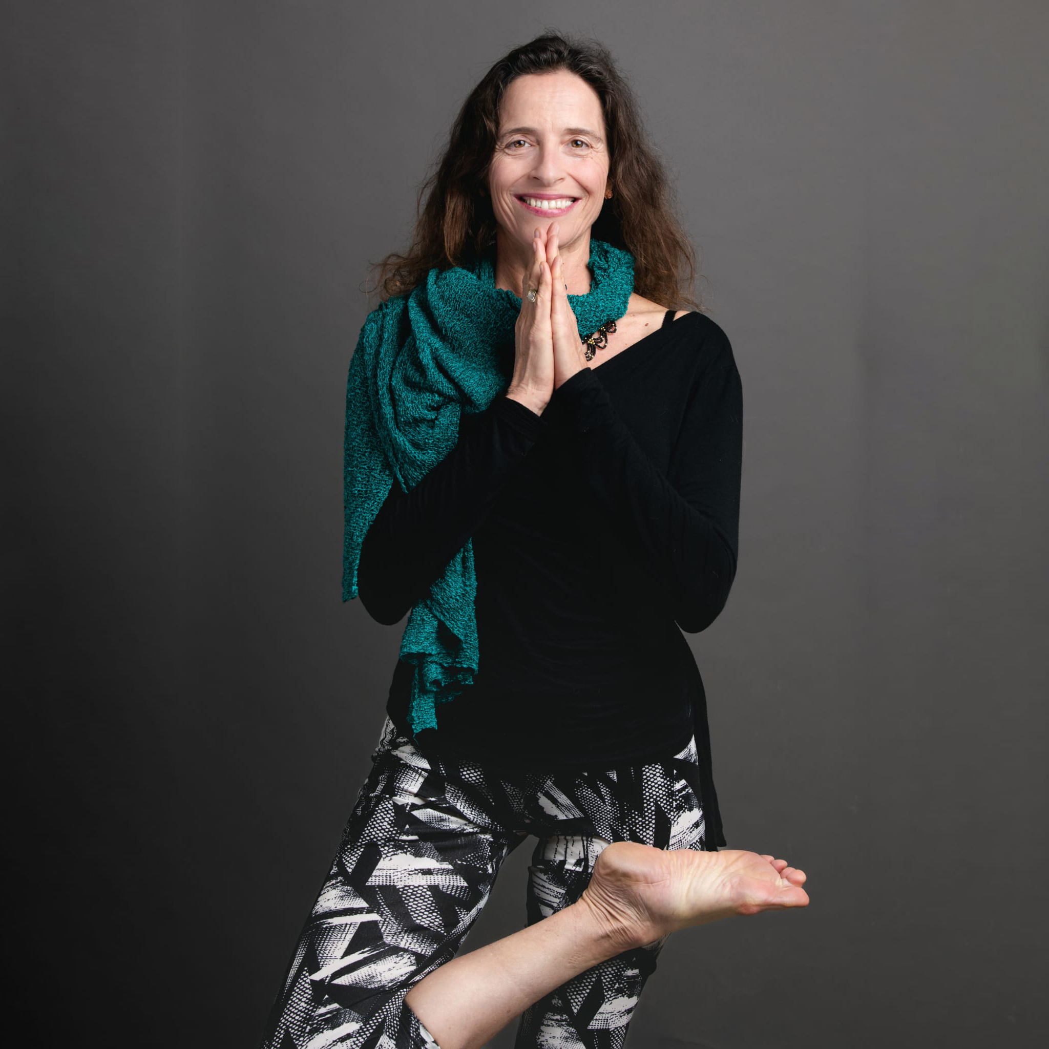 simple move – סטודיו 50+